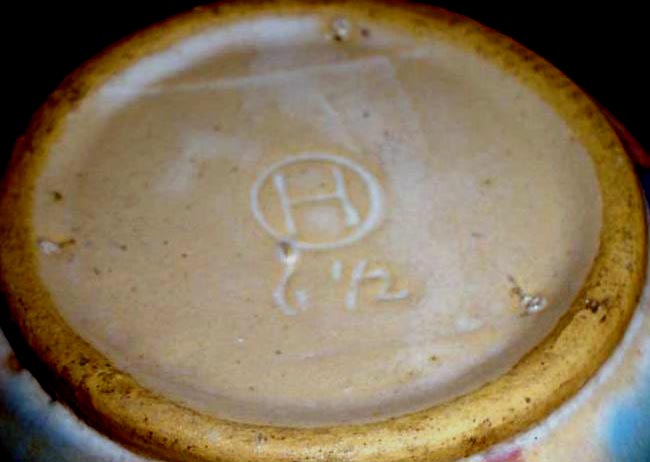 Hull Pottery price guide signatures